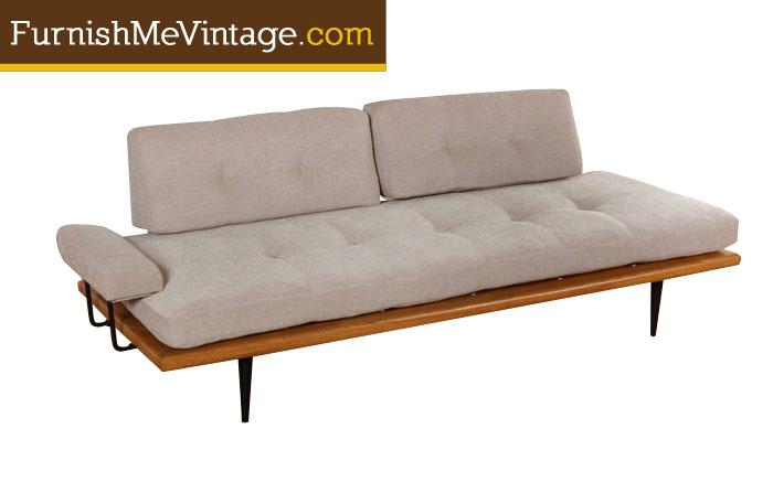 Restored Mid Century Modern Daybed with Black Legs