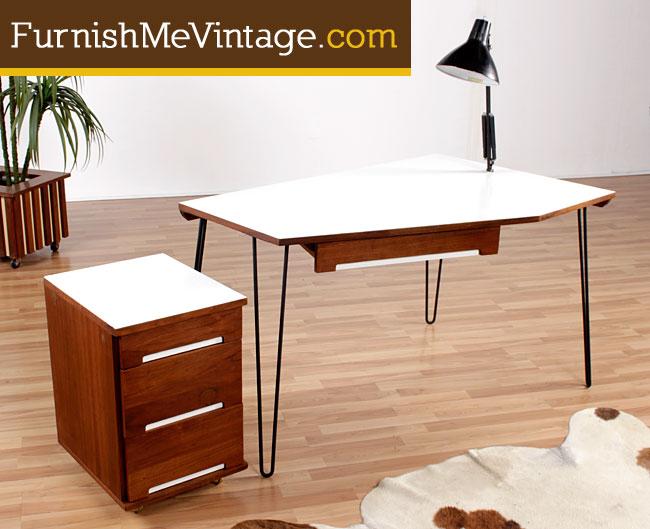 Mid Century Modern Hairpin Corner Desk