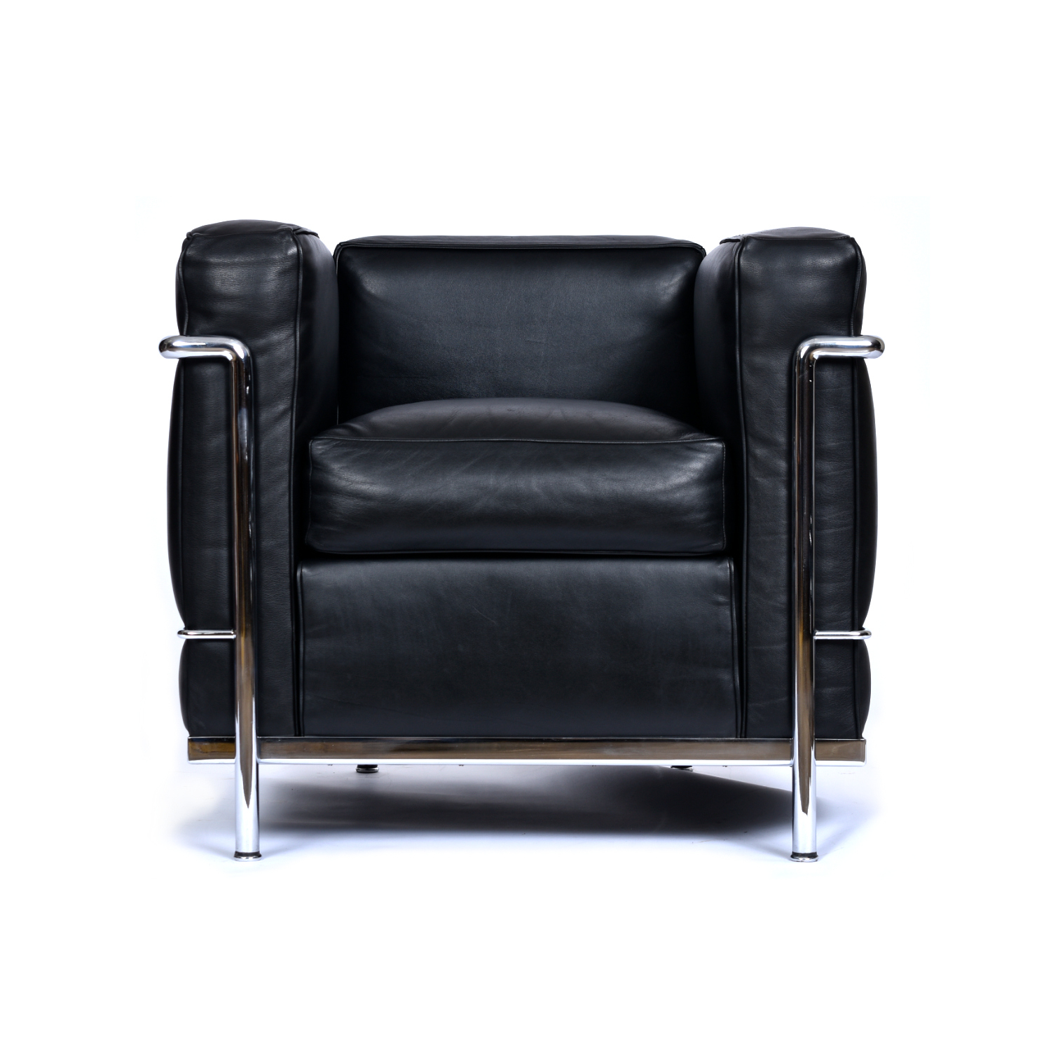 Le Corbusier Atelier International Cassina LC2 Chair Black Leather
