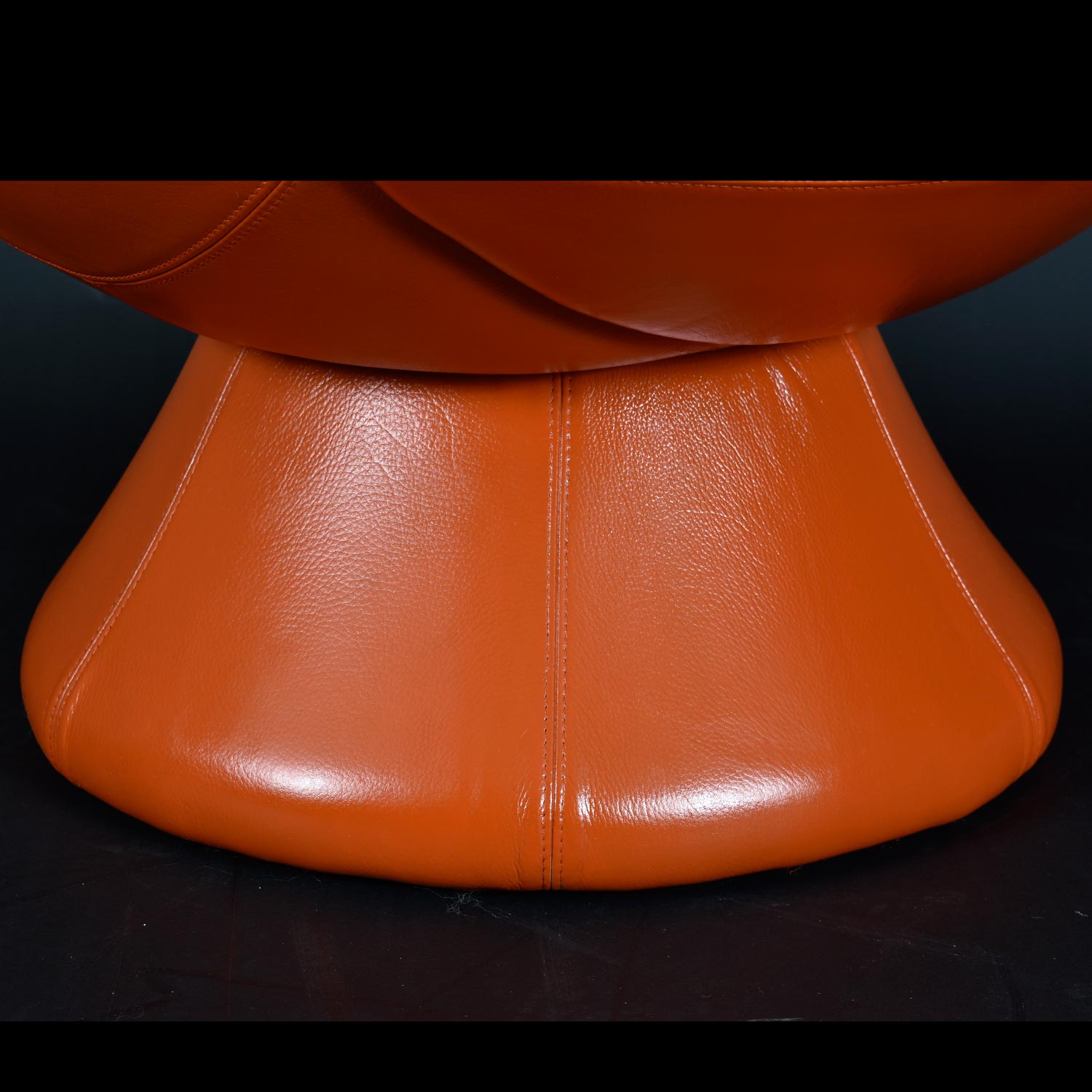 Jaymar Modern Swivel Chairs in Orange Leather