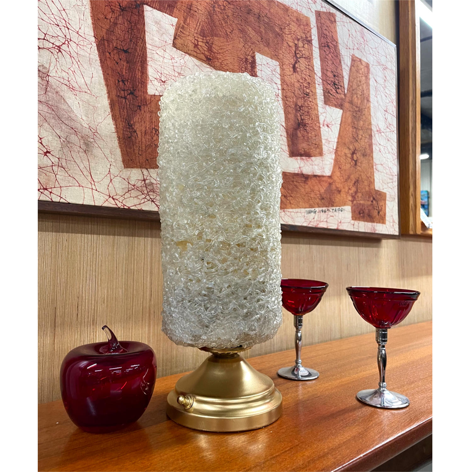 Clear Spun Spaghetti Lucite Table Lamp With Gold Base